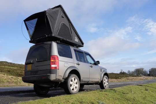 Hard Shell Rear-Open Roof Tent